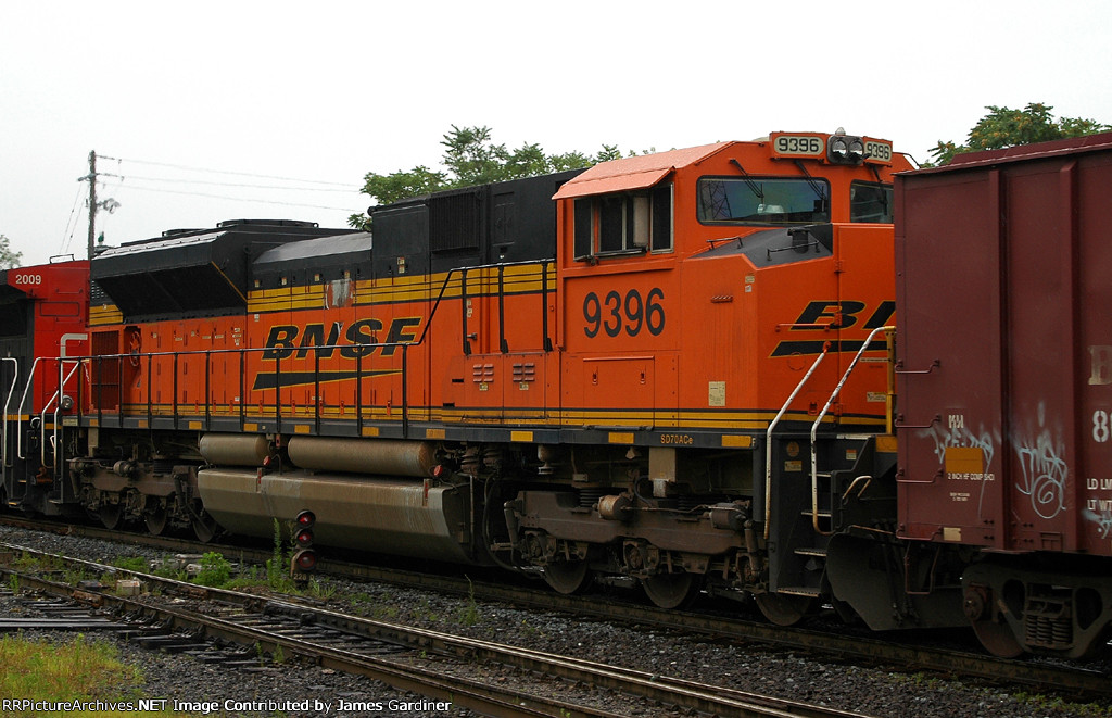BNSF 9396